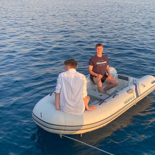 angus_brash's artists - Musicboard